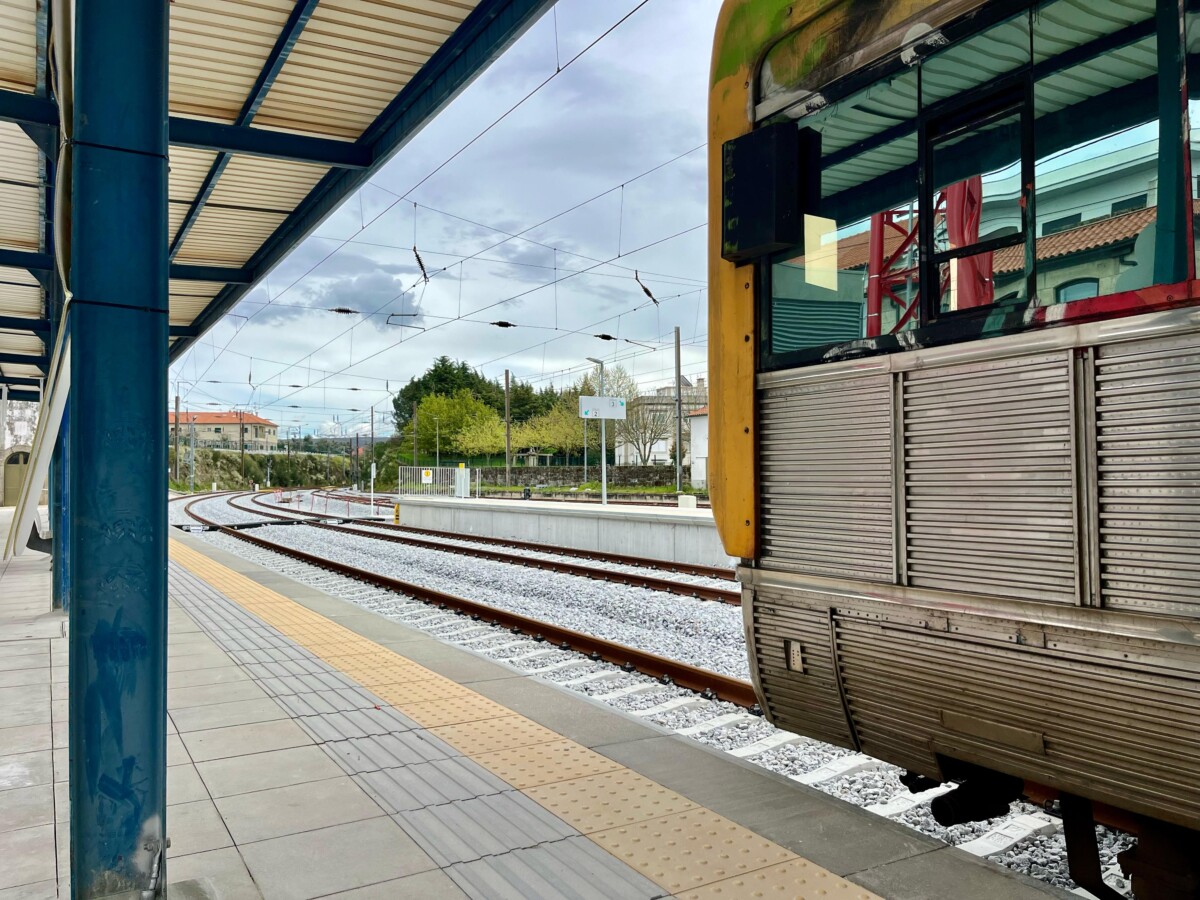 PS pede esclarecimentos ao Governo sobre reabertura da Linha da Beira Alta