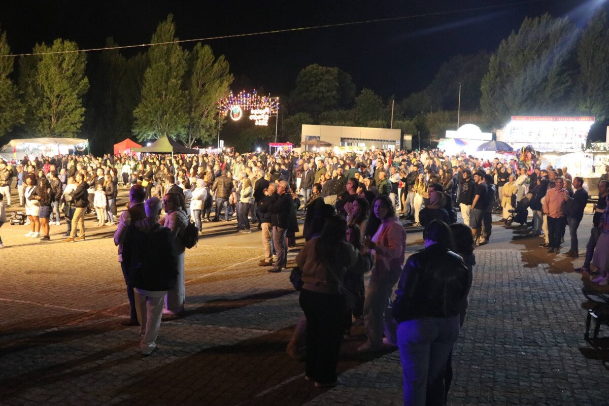Augusto Canário, Romana e Miguel Gameiro nas Festas de São Pedro, em ...