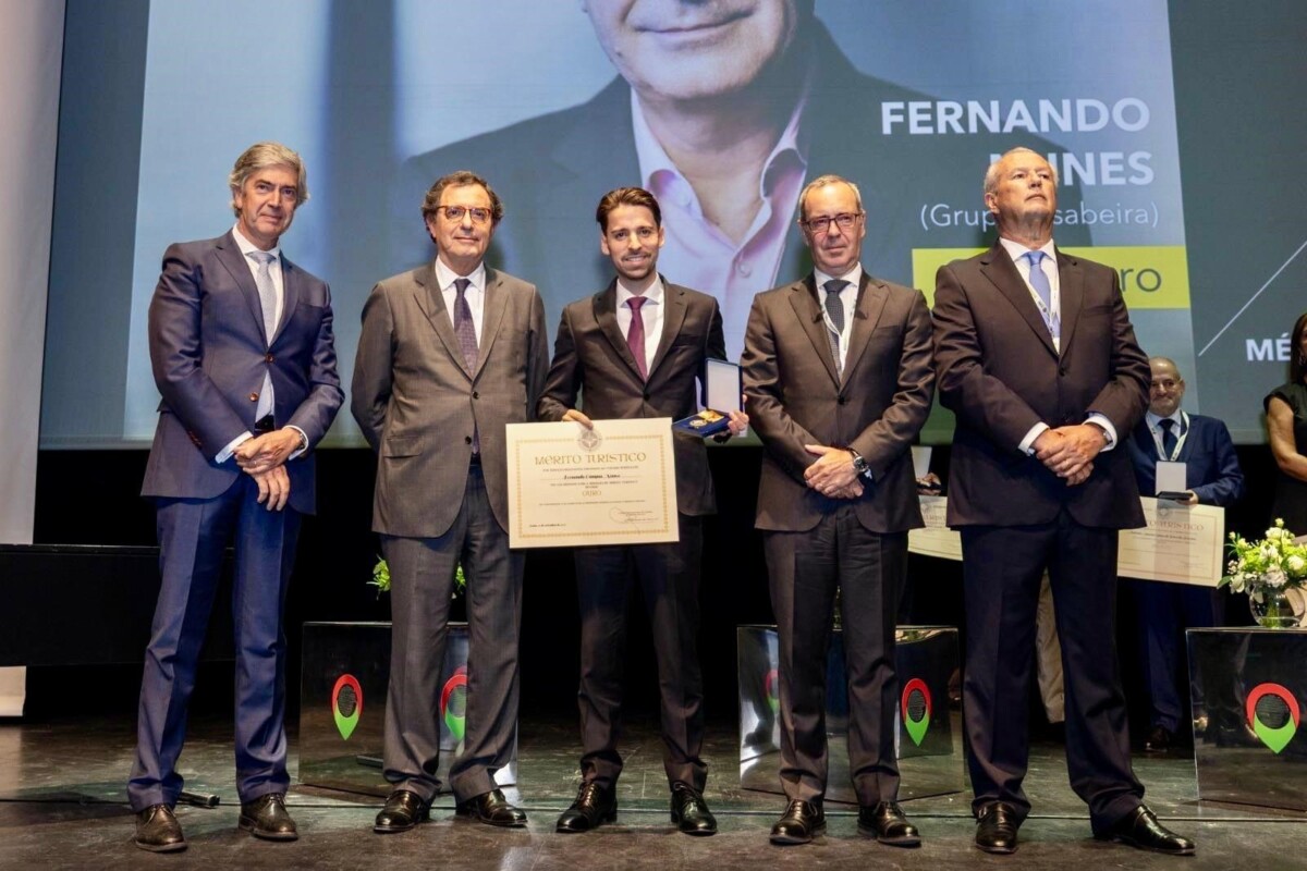 Fernando Nunes distinguido com a “Medalha de Mérito Turístico” pelo Turismo de Portugal
